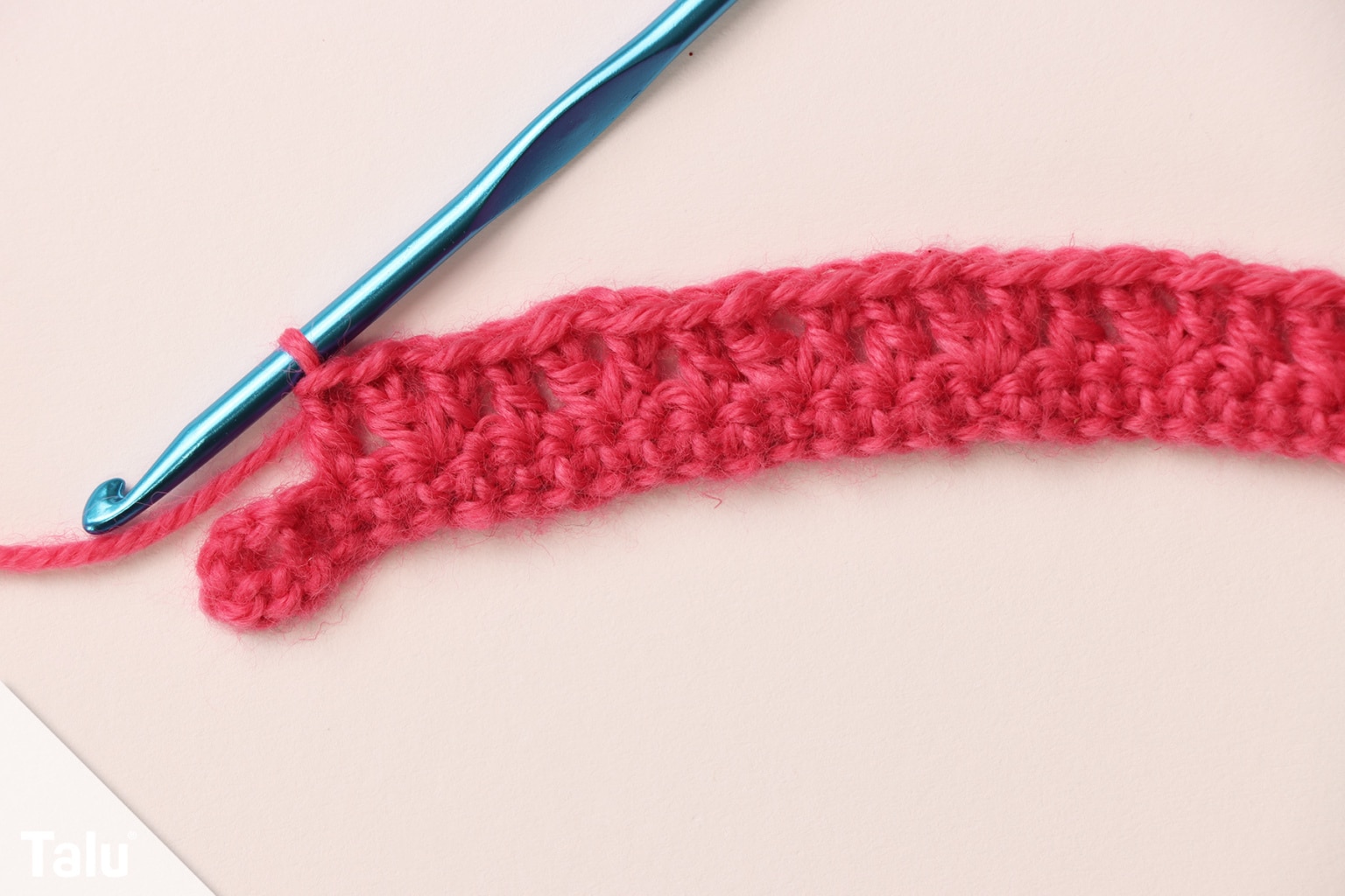 Kragen häkeln | Kostenlose Anleitung für einen Spitzenkragen - Talu.de